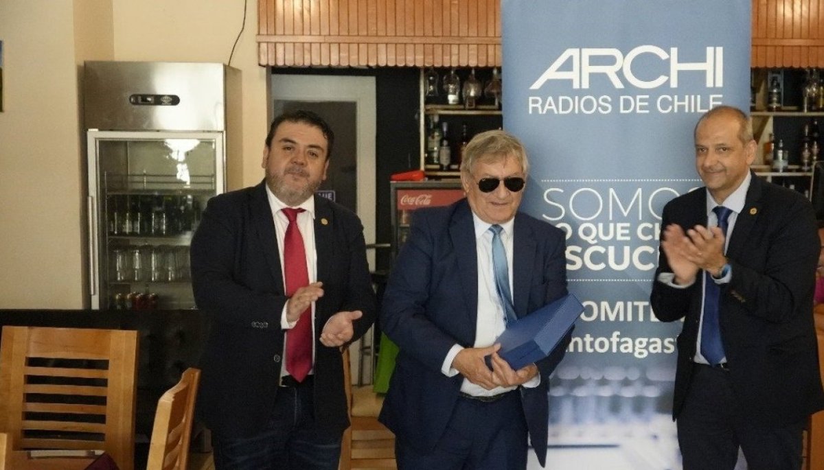 Conectó emisoras, historias y personas: Fallece Patricio Concha ...